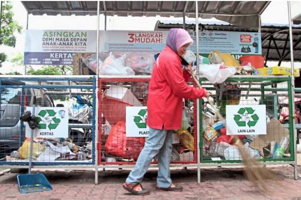 Cages not used correctly – WMAM – Waste Management Association of Malaysia